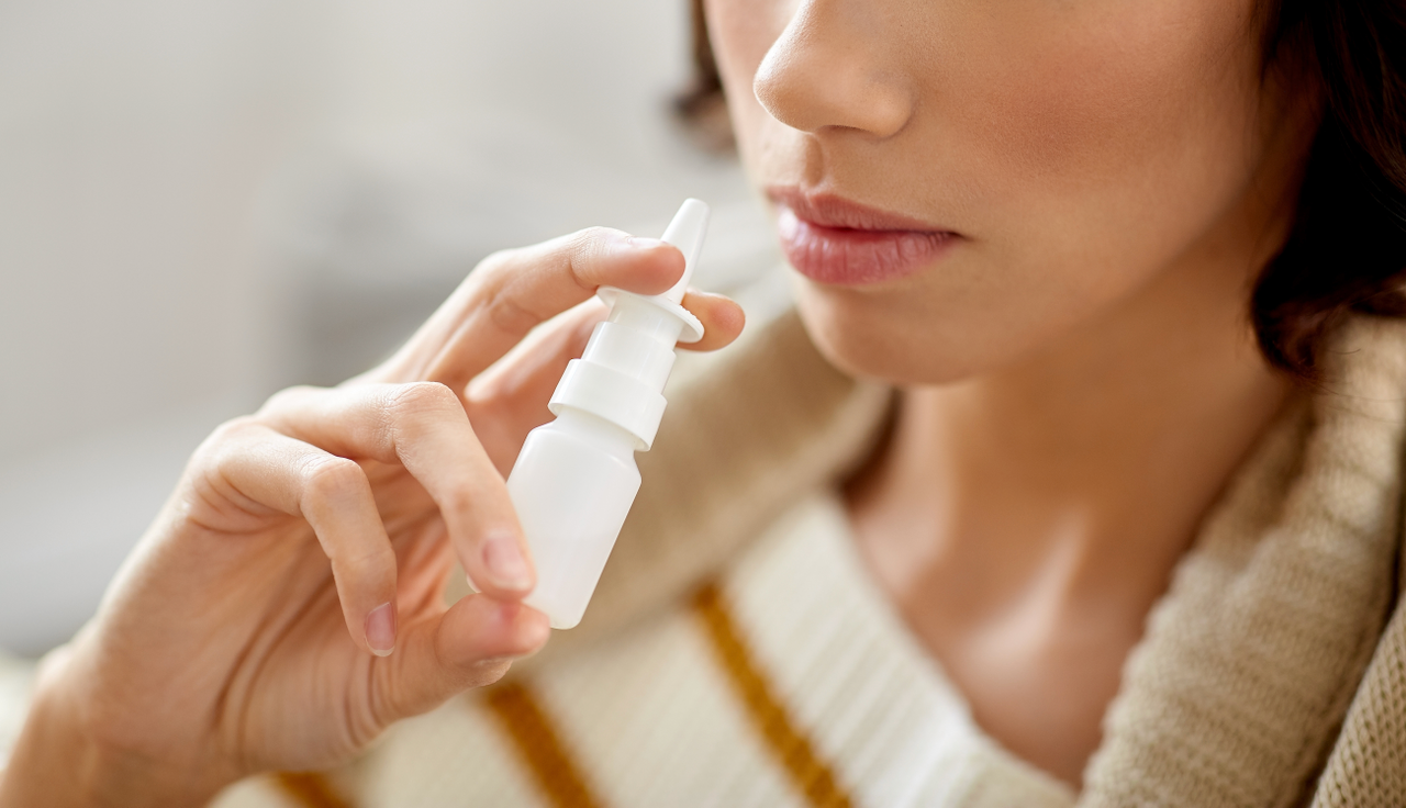How to Properly Use Nasal Sprays | Allergy Defender